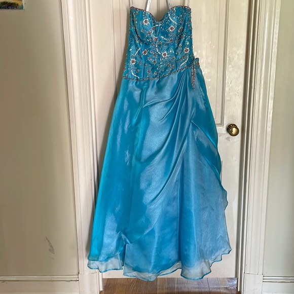 Studio 17 | Dresses | Studio 7 Strapless Prom Dress | Poshmark